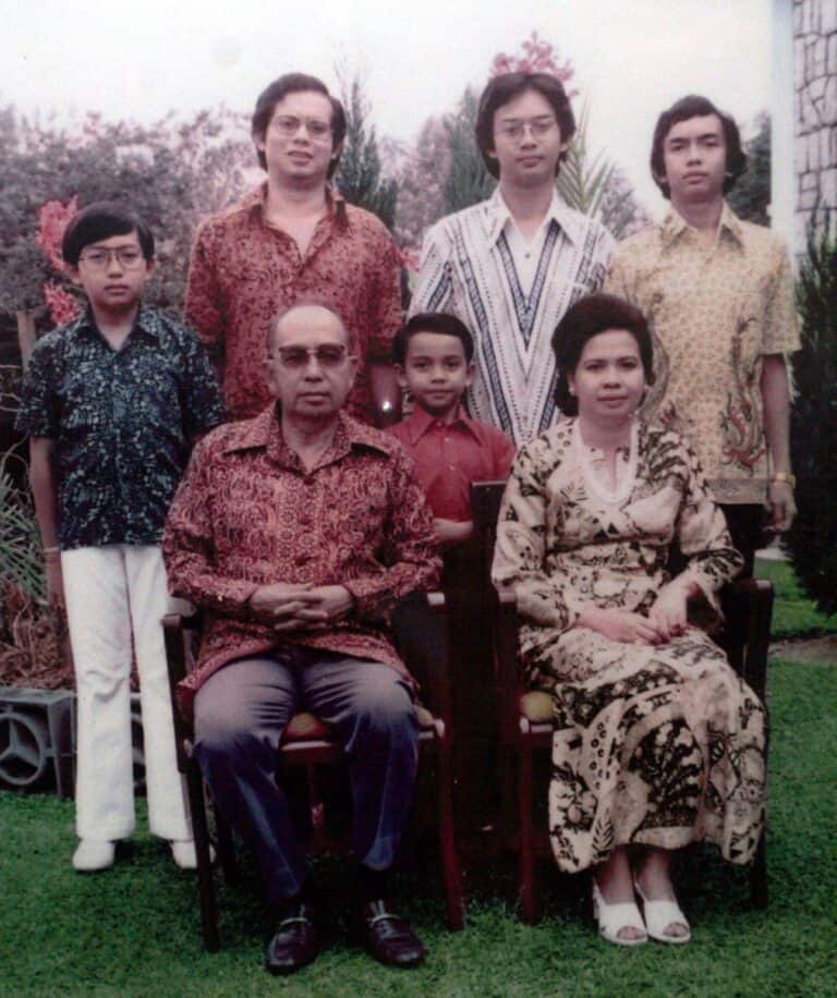 Senarai Perdana Menteri Malaysia Dan Biodata Ringkas